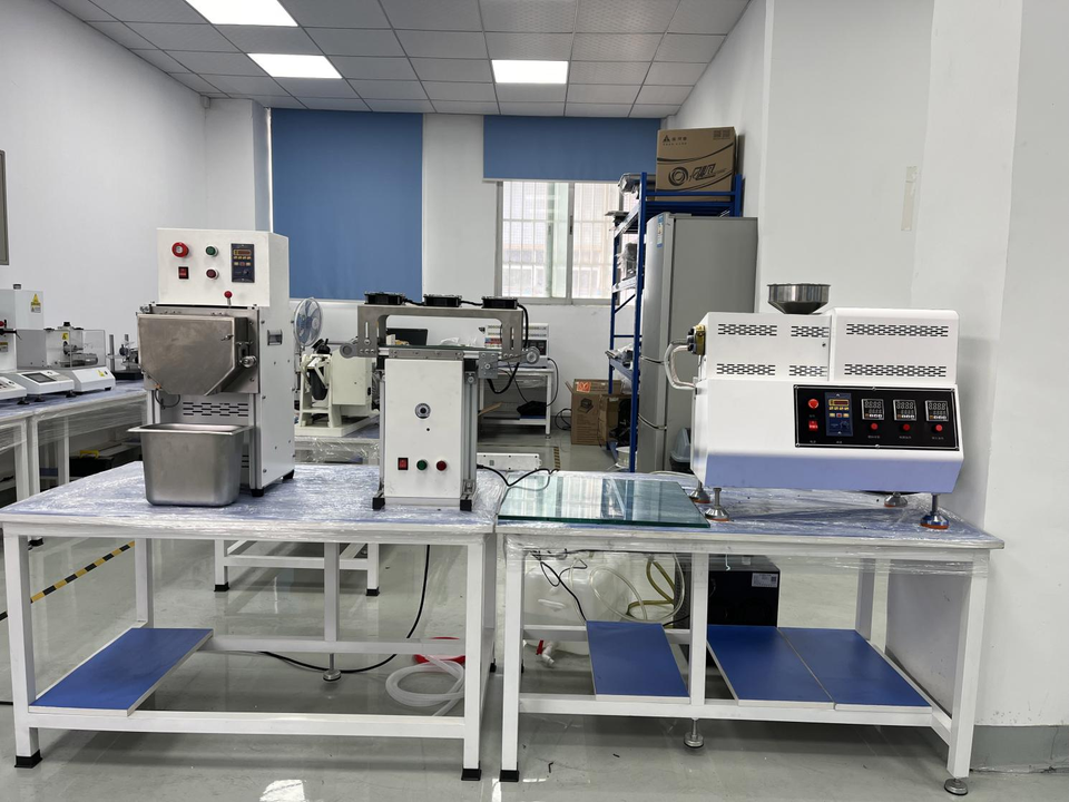 Lab Mini Twin Screw Extruder - Desktop Polymer Compounding Machine