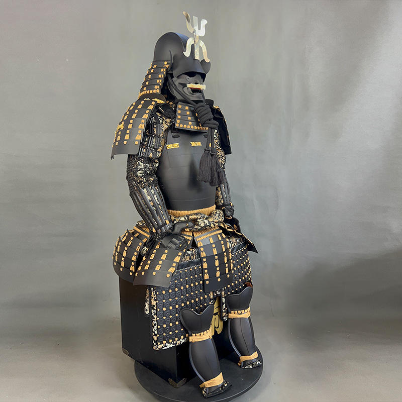 Ancient Movie and TV Props Wearable Japanese Sengoku Samurai armor ...