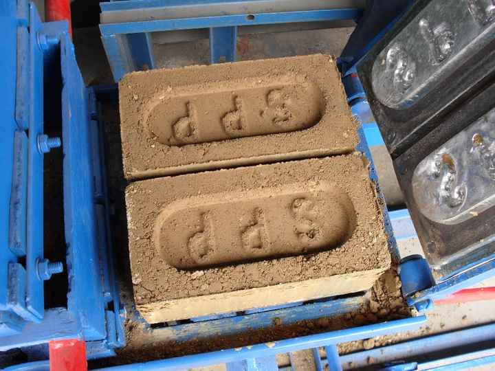 Manual No Power Hand Brick Press JYM2-40 - Easy to Operate