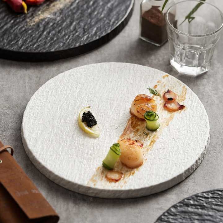 매트 세라믹 스테이크 플레이트 라운드 차가운 요리 과일 샐러드 파스타 케이크 디저트 스시 서비스 트레이 쇼 플래터 레스토랑 식기