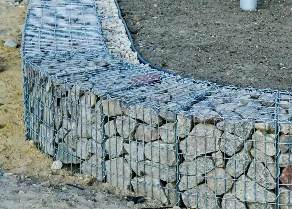 Modern Gabion Retaining Wall Fence Deck Square Hole Galvanized Iron ...
