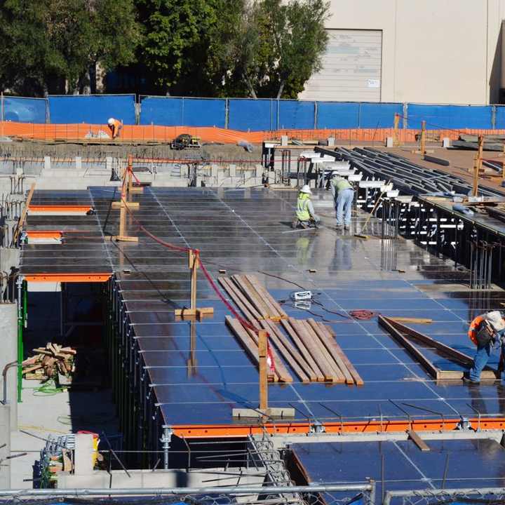 Green Formwork -Panel Prop Shoring Formwork System for Concrete ...
