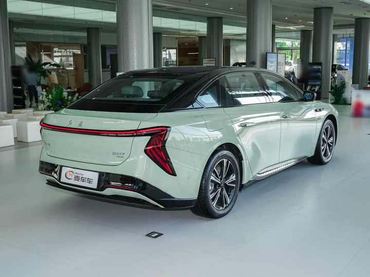 Red Flag Hongqi EH7 2025 Model 690 Smart Selection Version Electric ...