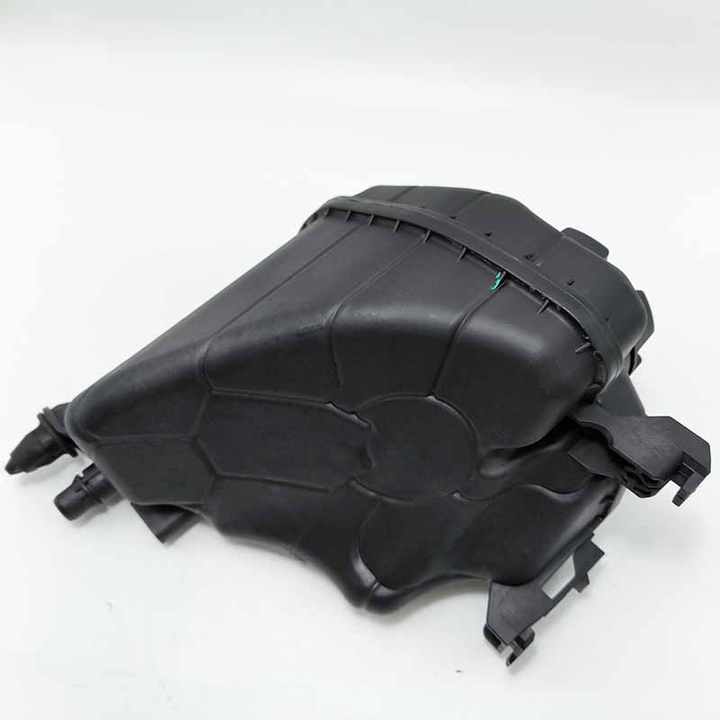 OE 17138610656 17139487210 Auto Spare Parts Engine Radiator Coolant ...