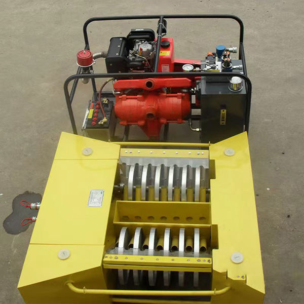 Oil Skimmer for Spill Water Oil Collection - Disc Floating