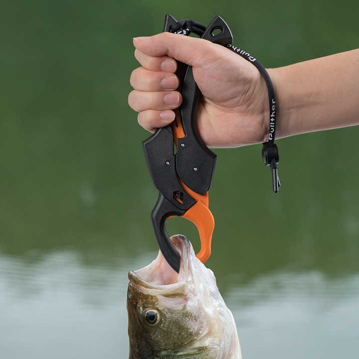 New design of customizable catfish and trout mouth catchers with a lost ...