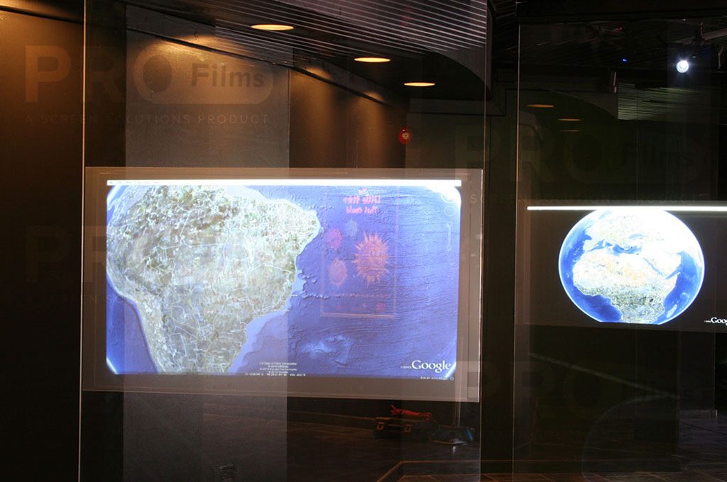 Rear Projection Screen - Transparent Holographic Film 152x500cm