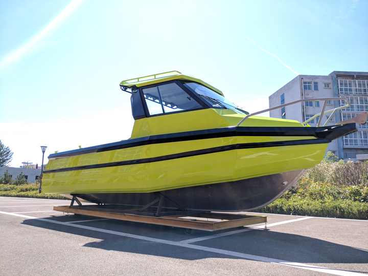 POSEIDON 6m Cabin Cruiser - Speed Boat for Offshore Waters