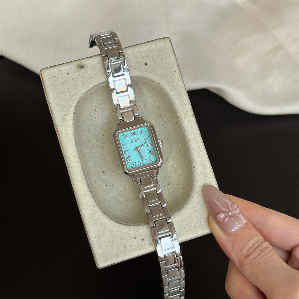 Limited Edition Retro Quartz Watch Vintage IEKE Square Watch for Women ...
