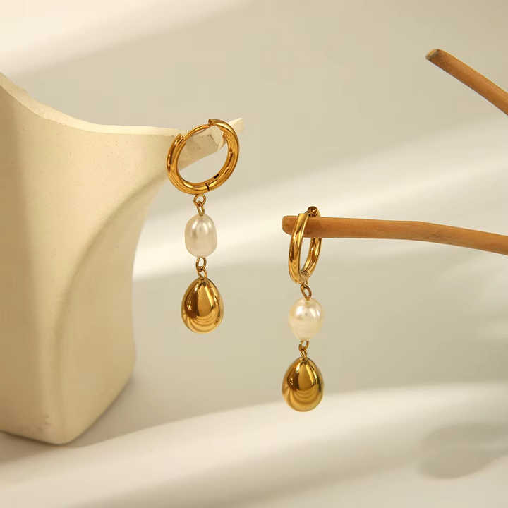 Fashion Design 18K Gold Plated High Quality Wholesale Stainless Steel Earrings Pearl Water Drop ...
