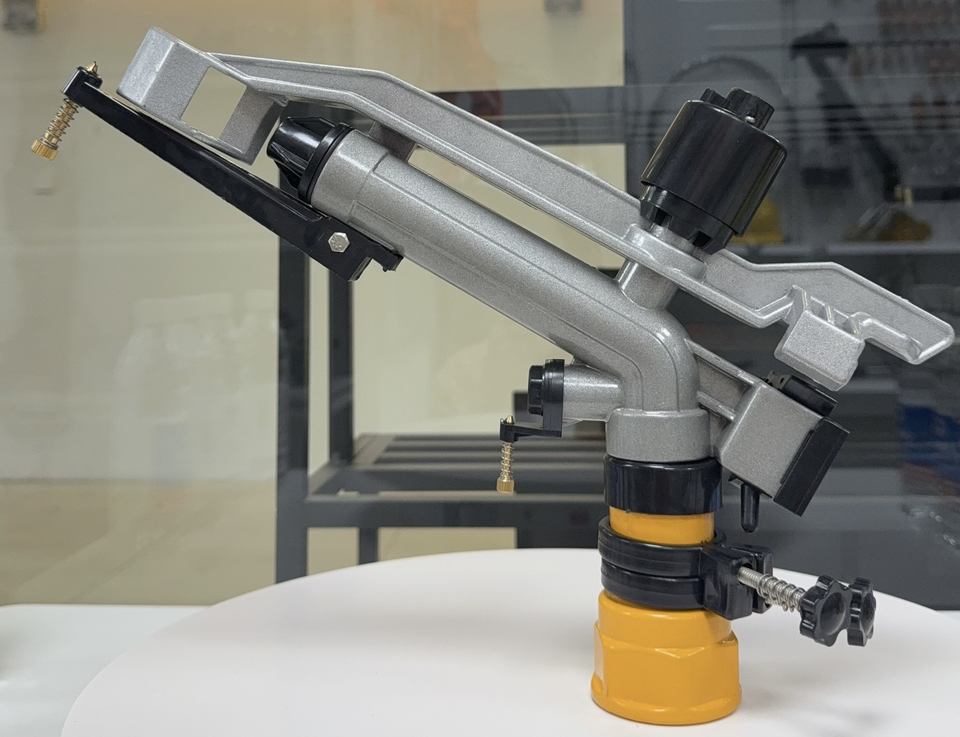 FS-35 Metal Vertical Rocker Arm Spray Gun 360 Degree Rotation Rain Gun ...