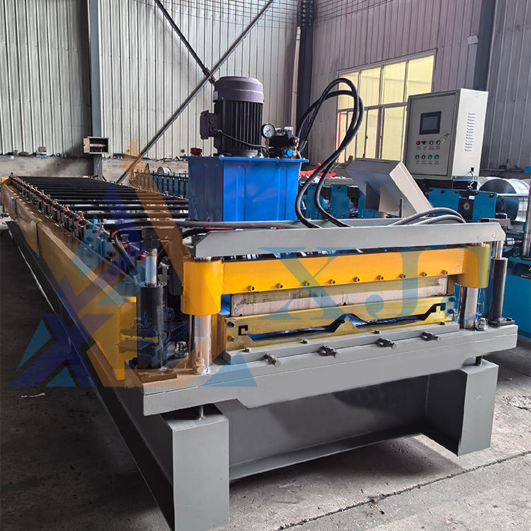 XJJ Standing Seam Roll Forming Machine Standing Seam Metal Roofing ...
