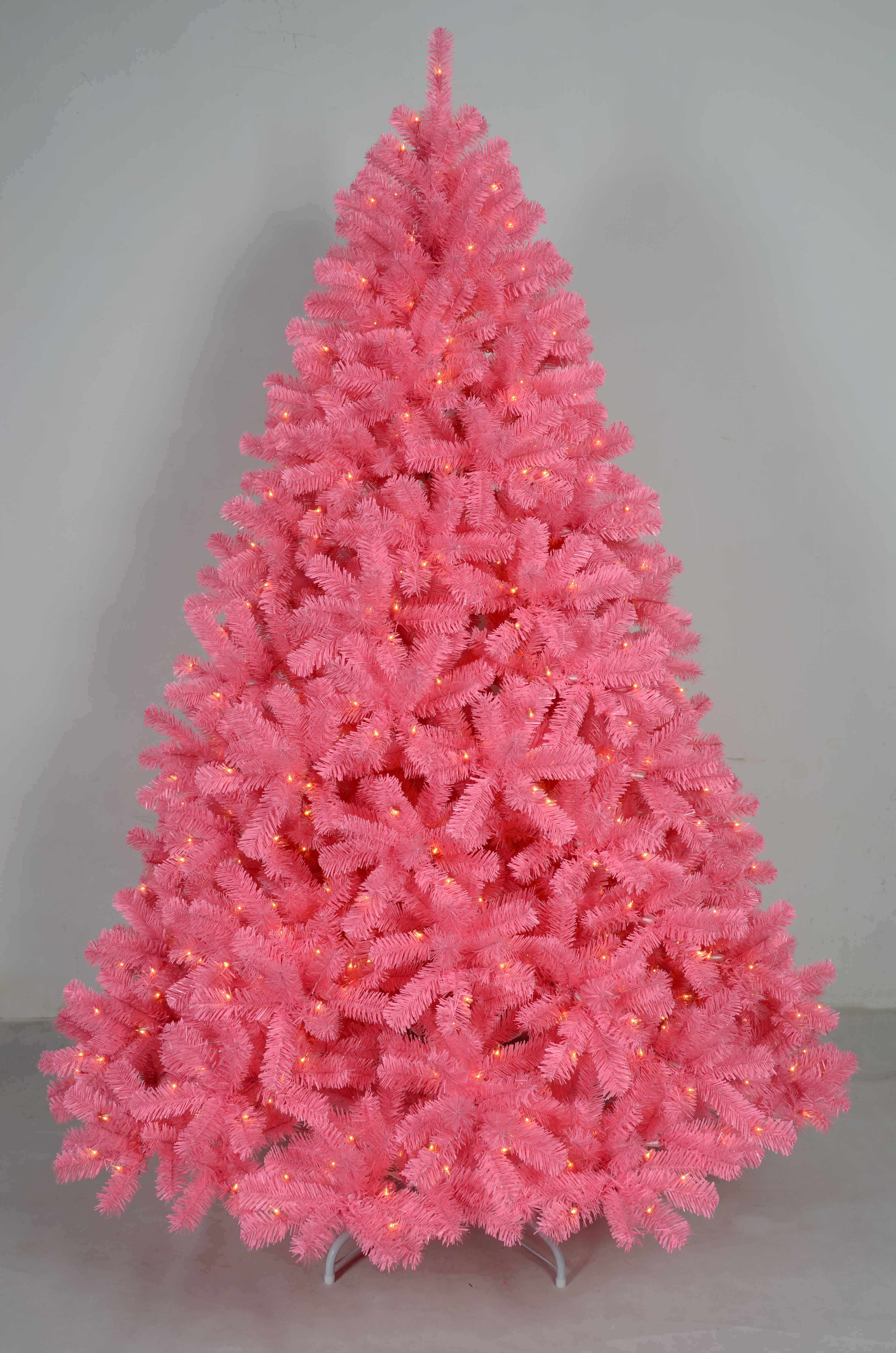 How to Choose the Best Pink Christmas Trees for Your Holiday Decor