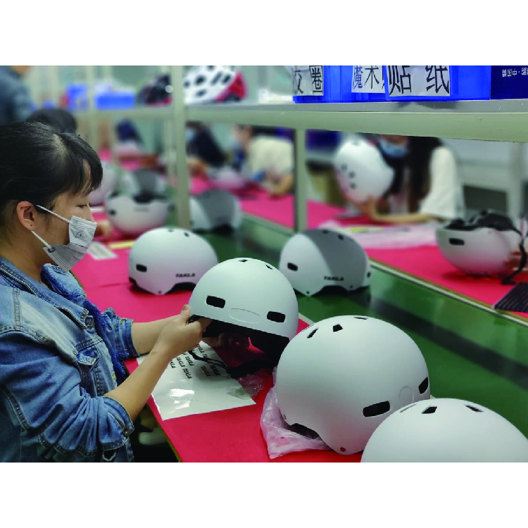 How to Choose the Best Winter Helmet: A Complete Buying Guide