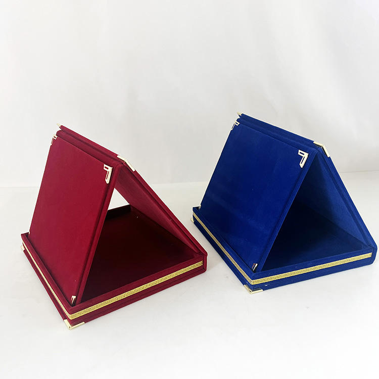 Blue Red Velvet Plate - Foldable Velvet Box & Wood Plaques
