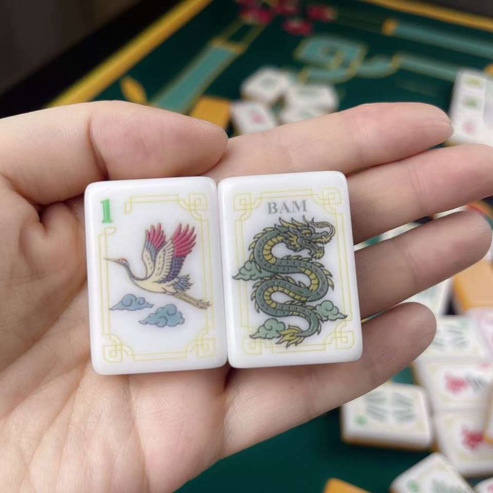 American Luxury Modern Mahjong Tiles Set 4-Player Turmeric Yellow ...