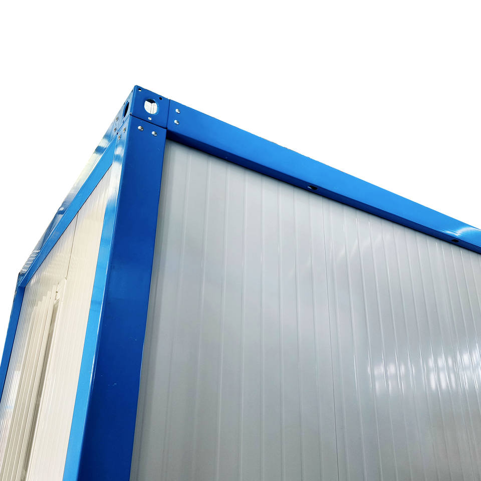 Contemporary Eco-Friendly Sandwich Panel Steel Container House ...