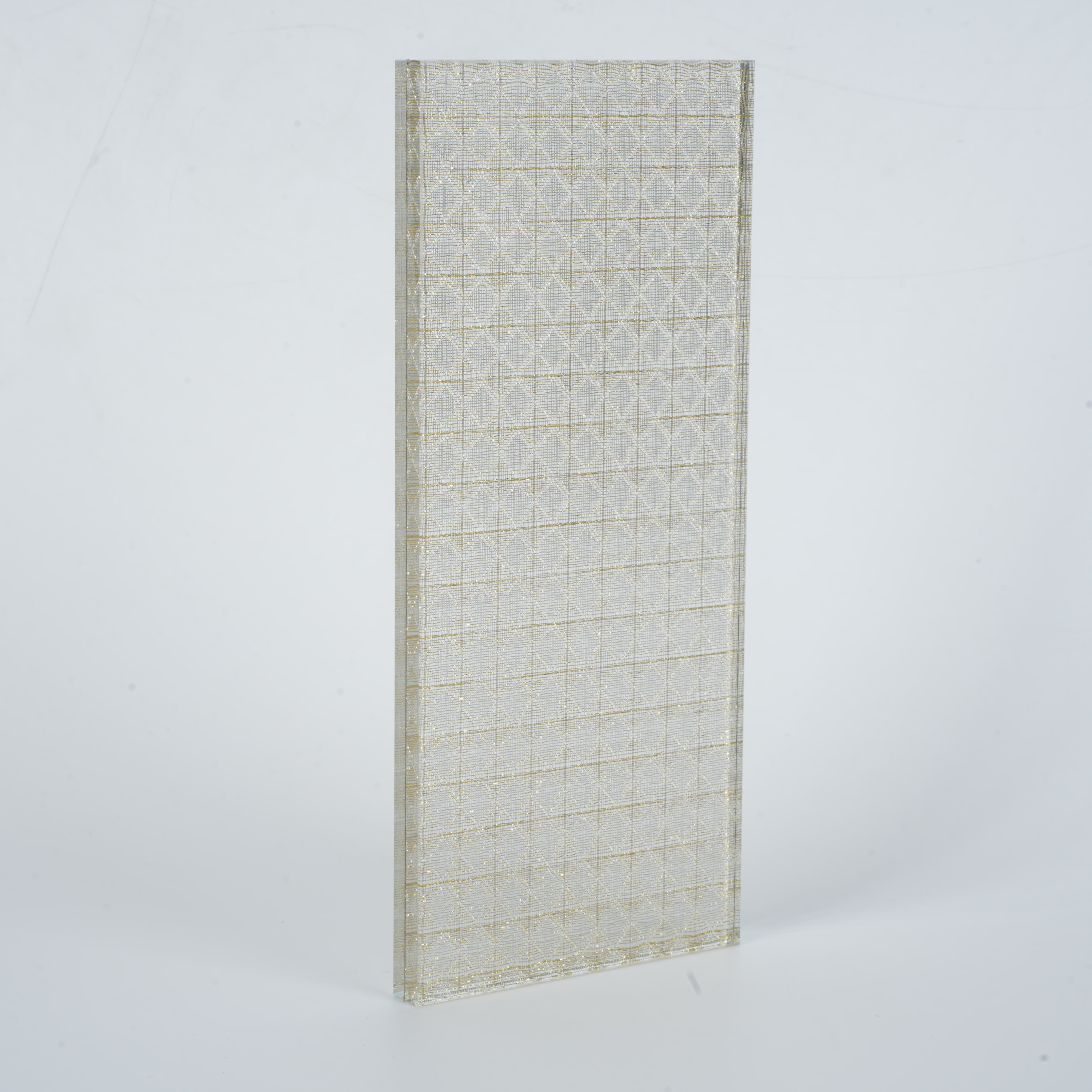 How to Choose the Best Staircase Wall Decor for Your Home