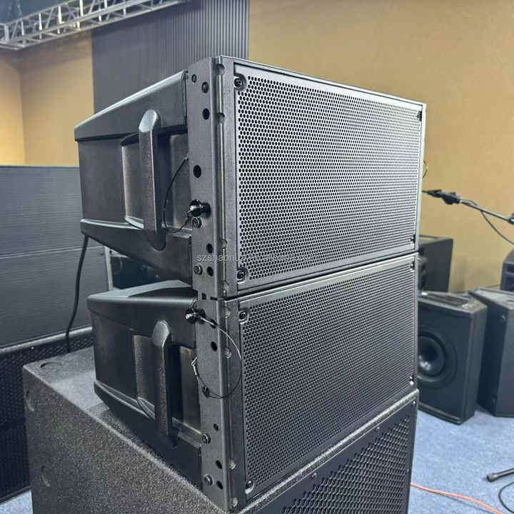 HDL 10-A Line Array Speakers - 700W RMS, 1400W Peak Power