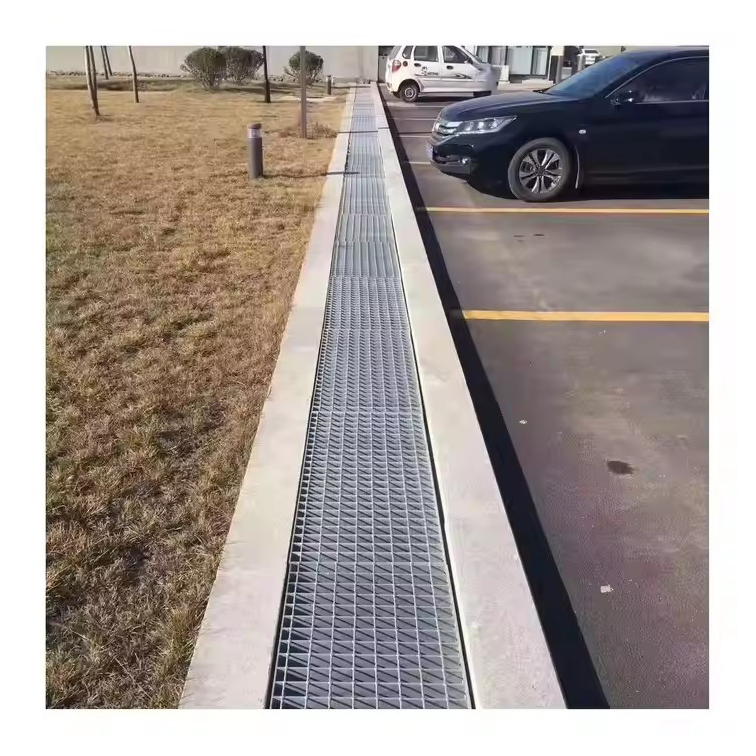 Road Drainage Grates - Galvanized Steel Serrated Design