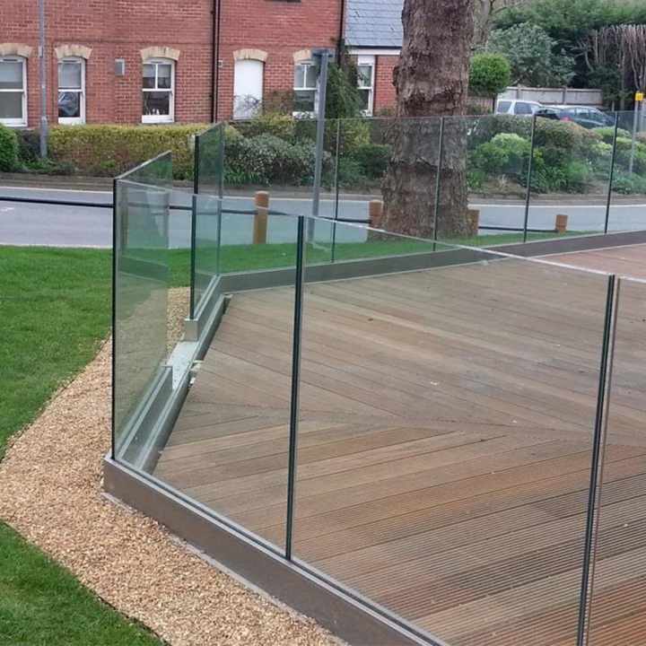 Australian Standards Aluminum U Channel Glass Railing