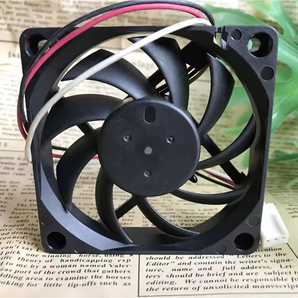 70mm computer cpu fan Original DA07015B12U DE07015B12U 7cm 70mm fan 12V ...
