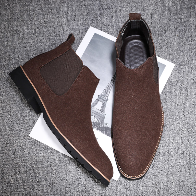How to Choose the Best Casual Chelsea Shoe for Men in 2024
