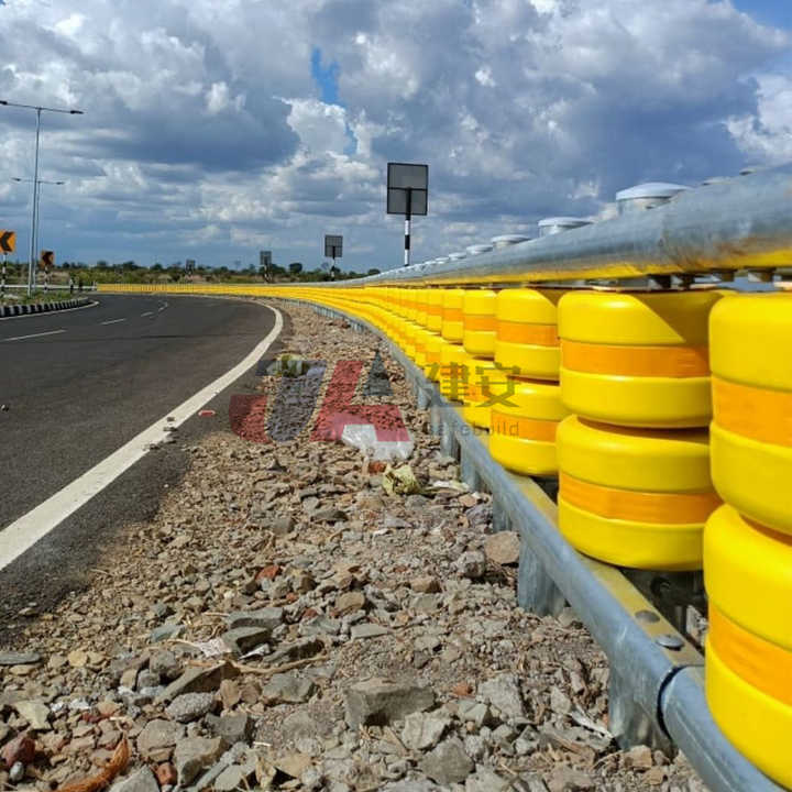 Rotating EVA PU Highway Roller Crash Barrier Energy Absorbing Guardrail ...