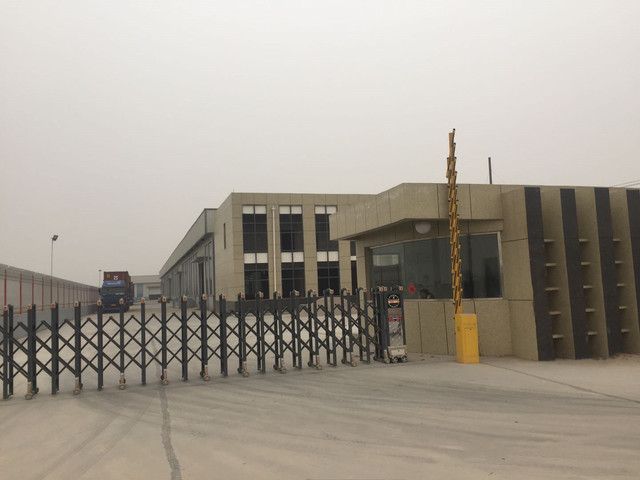 Simple Steel Gate for Driveway | Durable Iron Design