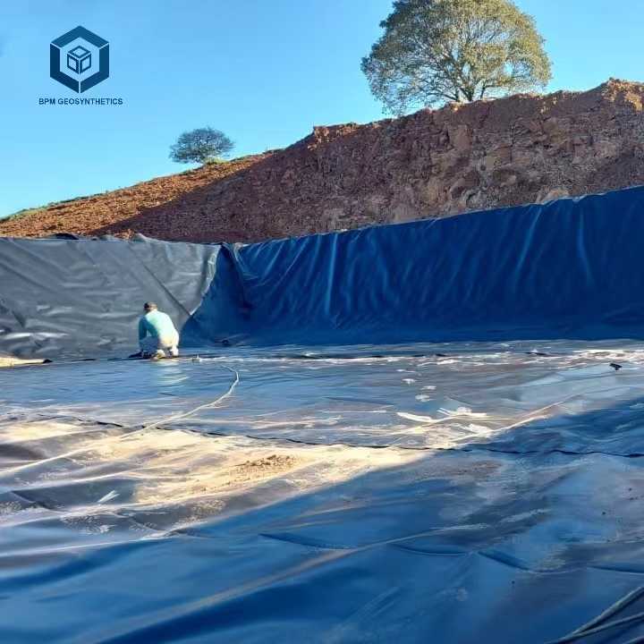 Impermeable HDPE Geomembrane Roll for Artificial Lake Polyethylene ...