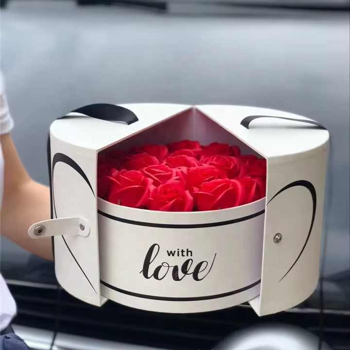 Circular Window Heart-Shaped Gift Box - Customizable Design