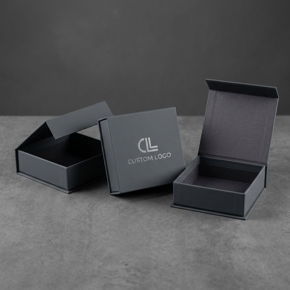 Luxury Custom Logo Magnetic Foldable Box Hard Rigid Cardboard Packaging ...