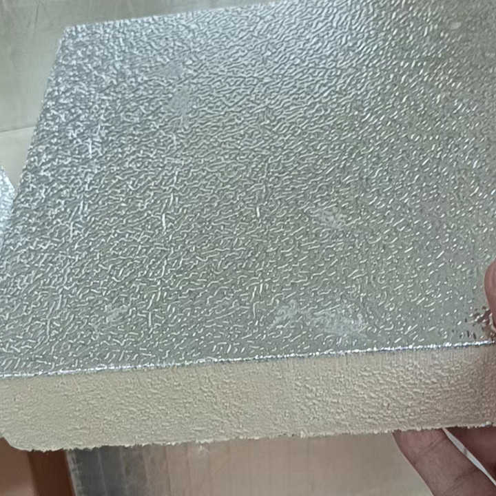 Aluminum Foil Roof Insulation R5 Reflective Radiation Barrier Phenolic ...