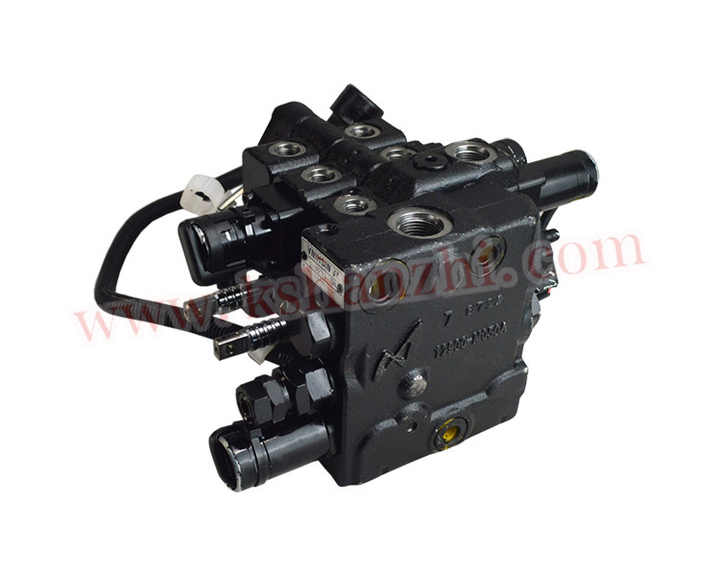 Forklift Hydraulic Control Valve 67620-26651-71 for Toyota 8FD20-25