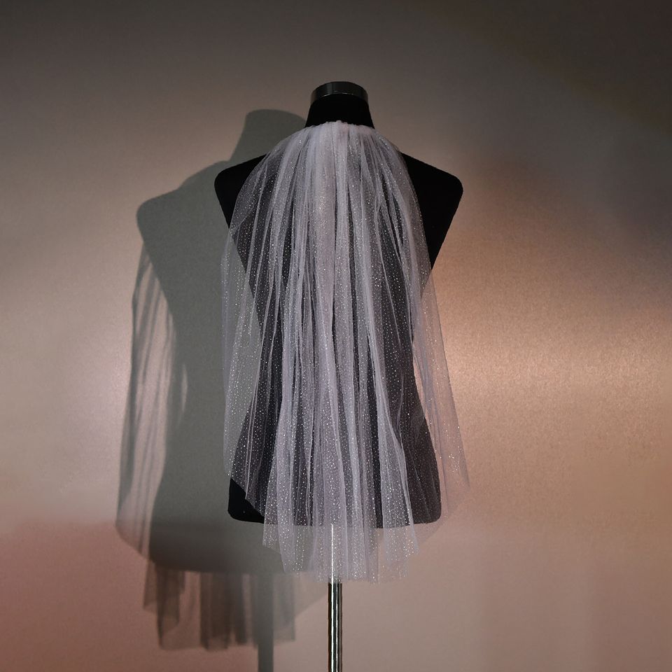 YouLaPan Single-layer Fingertip-length Sheer White Mesh Veil with Metal ...