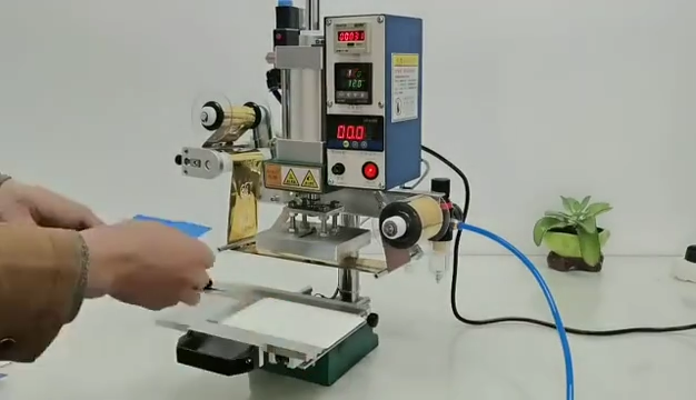 Fully Automatic Hot Press for Leather, Wood, Paper Embossing