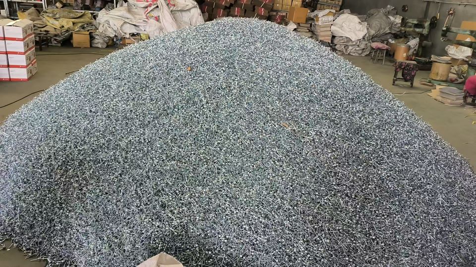 2.5 Inch Galvanized Steel Roofing Nails| Alibaba.com