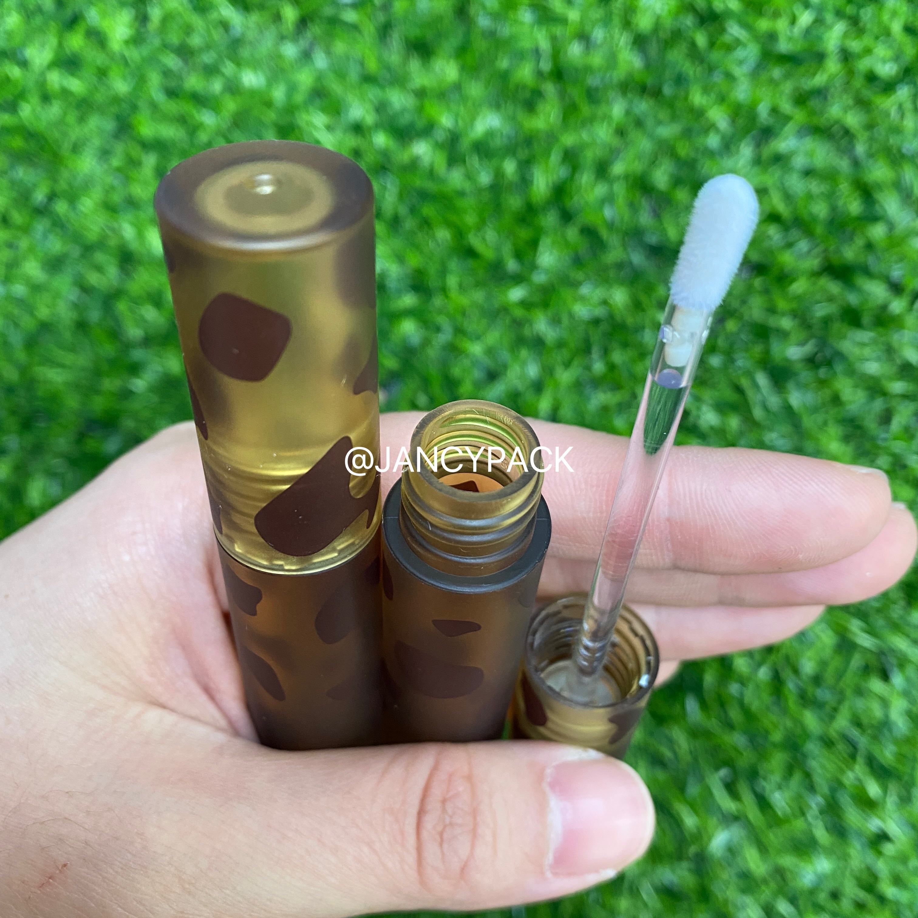 How to Choose Leopard Print Cosmetics: A Complete Buying Guide