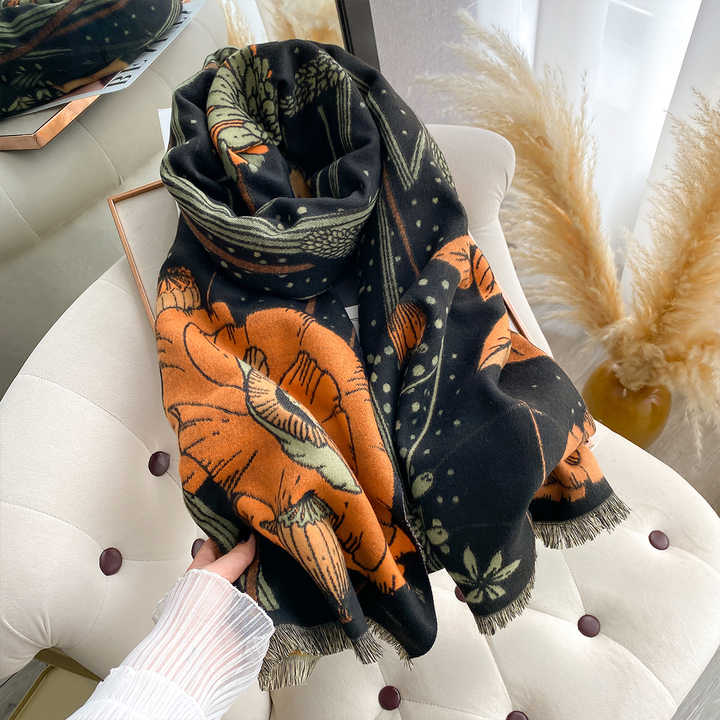 Ladies' Retro Floral and Leaf Pattern Jacquard Scarf, an Essential ...