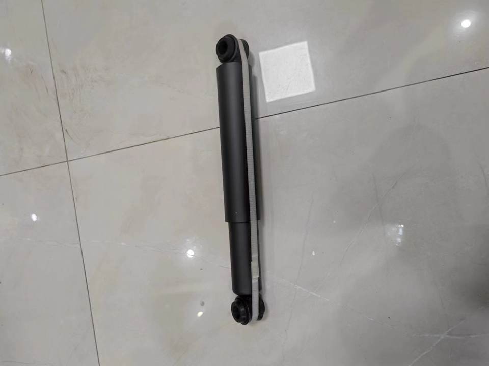 Auto Parts Right Rear Shock Absorber for Lexus & Toyota Models ...