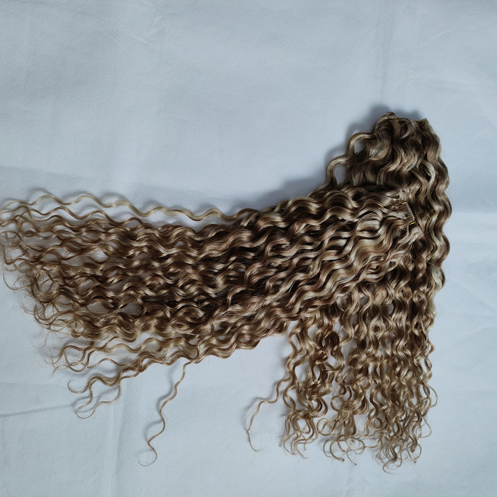 How to Choose Wavy Human Hair Bundles: A Complete Buying Guide