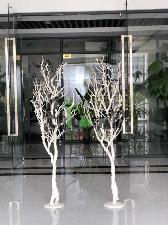 Natural-Look Artificial Dry Tree Trunk Centerpiece for Indoor ...