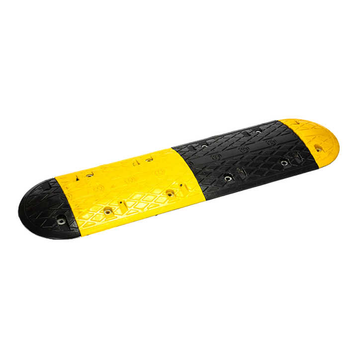 High Visibility Rubber Speed Bumps for Effective Traffic Speed ...