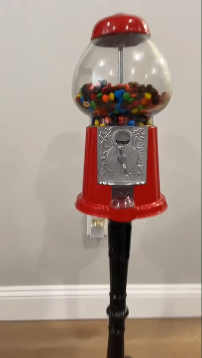 Cheap Price Capsule Toys Gacha Machine Red Gumball Bouncy Ball Candy ...