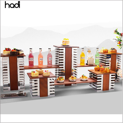 Buffet De Tartas - Elegant Display Stands for High Tea
