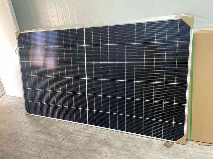 Longi Photovoltaic Panels - Efficient Double-Glass Solar Power