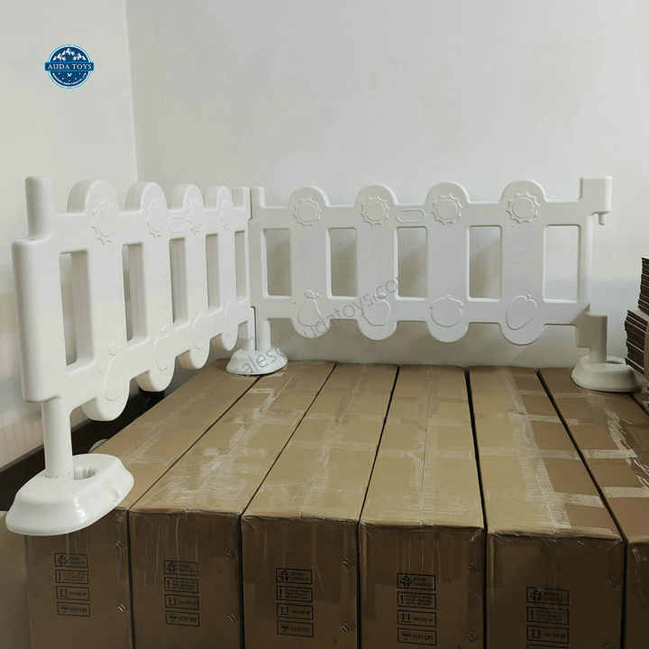 Soft Playground Plastic White Play Yard Fence Pe Outdoor