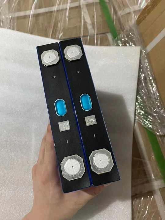 New 3.2V Prismatic CALB CATL EV 50ah 100Ah 105Ah 125Ah 150Ah 160Ah Lfp ...