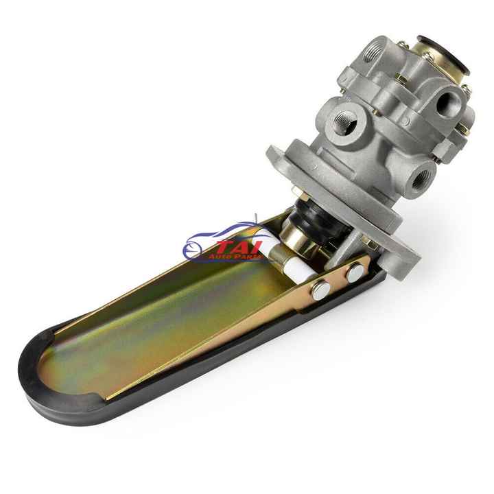 SDC-20225 New Foot Brake Valve Assembly 241-02903 for Mitsubishi Fuso