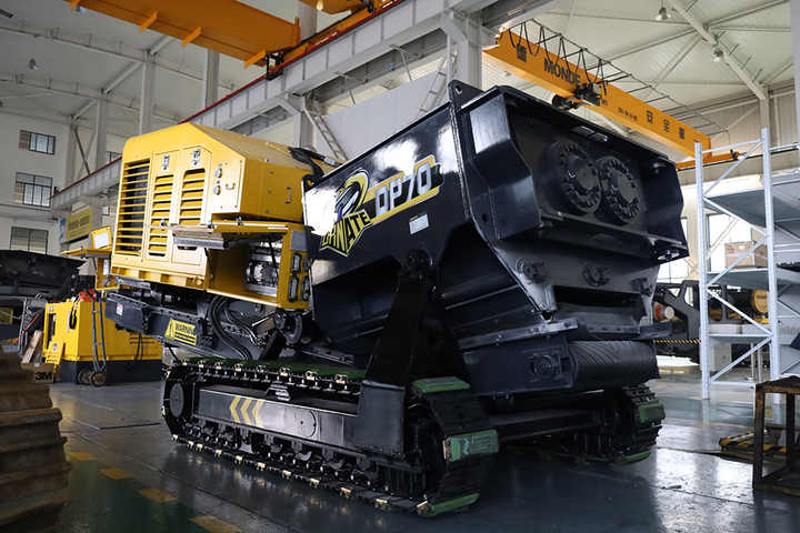 MONDE Shredder DP70 - Efficient Waste Recycling Machine